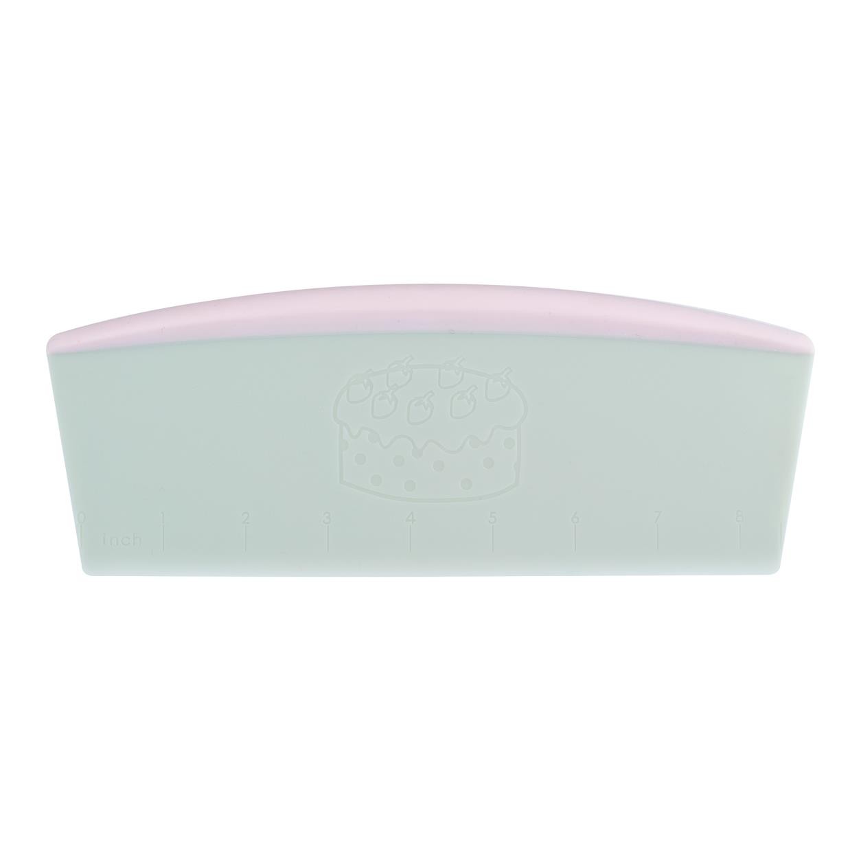 BUY BAKING AND CAKE DECORATIONS ONLINE. LARGE CAKE SCRAPER H 9 X W 23.